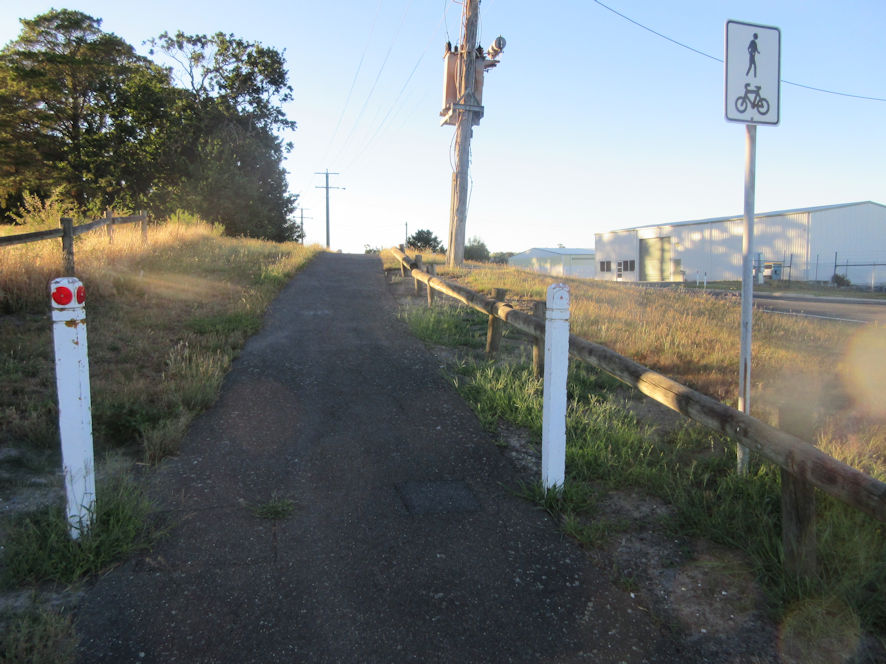 Fussell Street Walk – Leigh Edmonds little box of stuff
