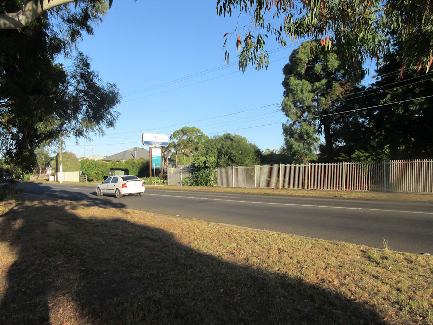 Scott Parade Walk – Leigh Edmonds little box of stuff