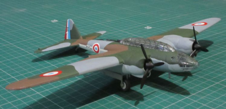 Amiot 354 in 1/72 by Mach 2 – Leigh Edmonds little box of stuff